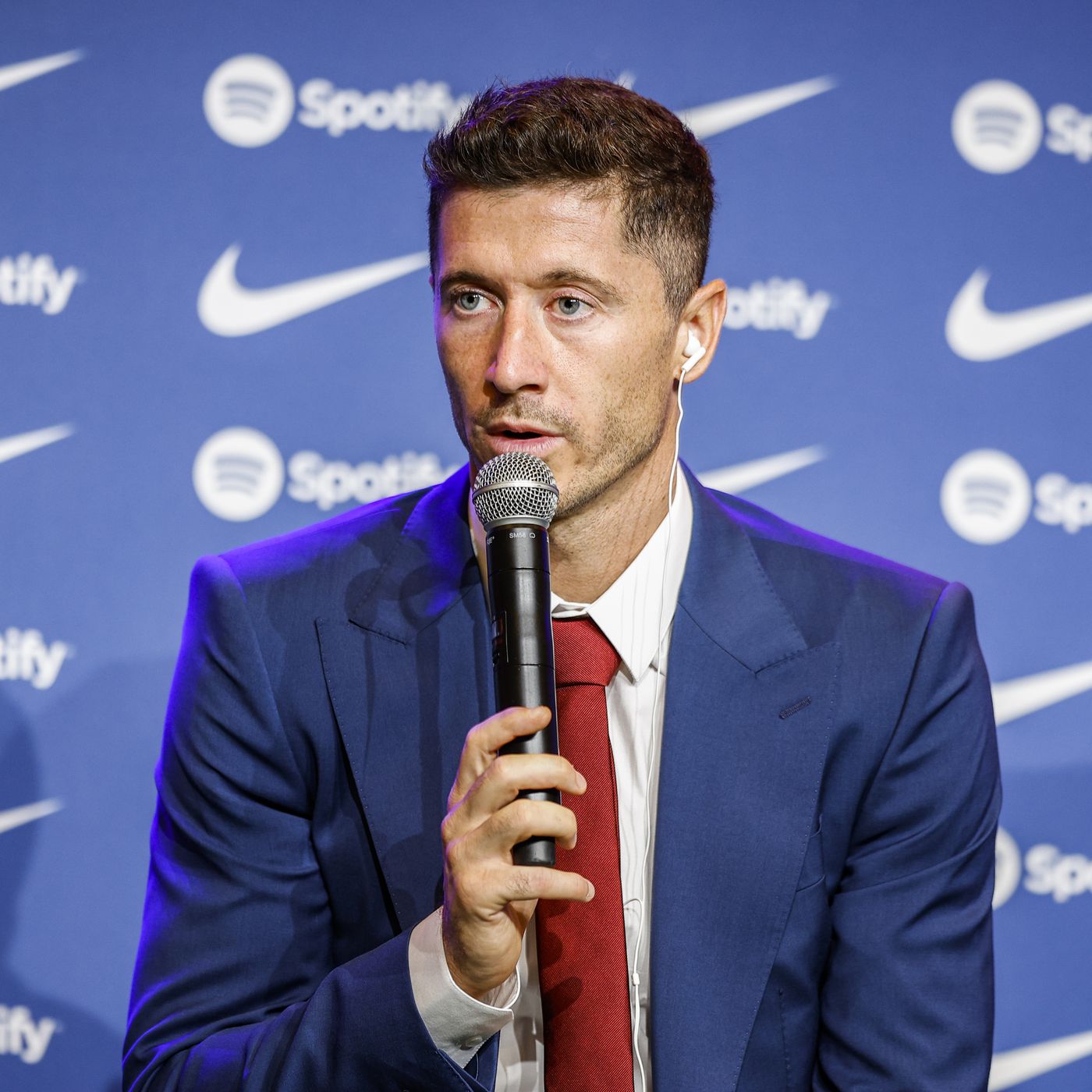 Robert Lewandowski Profile, Age, Height, Wife, Family, Biography