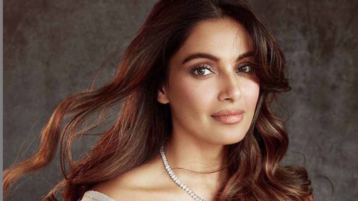 Bipasha Basu Profile, Age, Height, Family, Husband, Biography