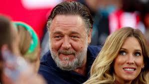 Russell Crowe Profile, Age, Height, Family, Net Worth, Biography
