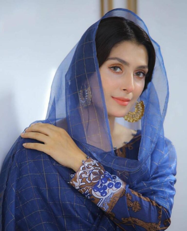Ayeza Khan Age, Biography, Wiki, Net Worth, Career